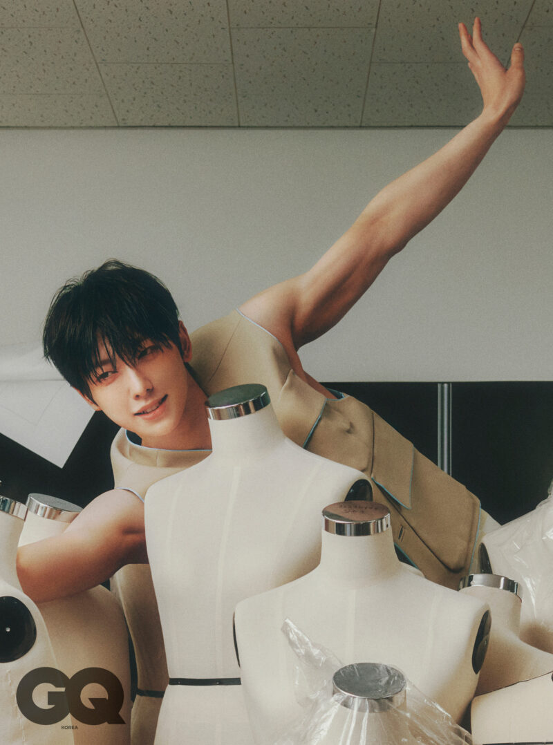 앤팀(&TEAM) “우연은 없어요. 우리가 만난 건 모두 운명이에요” | 지큐 코리아 (GQ Korea)