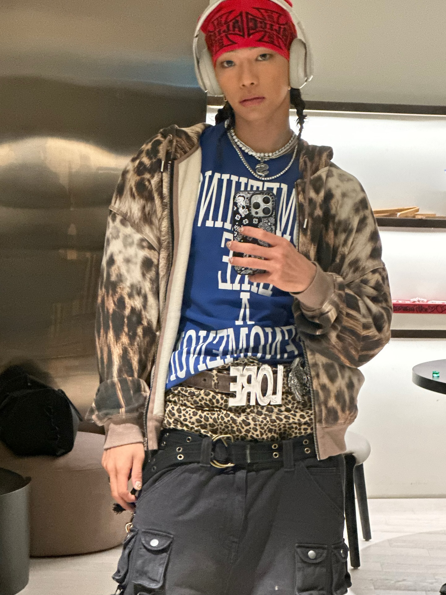 바지 내려 입는 새깅 패션 유행? 우리가 적당히 따라하는 꿀팁 4 | 지큐 코리아 (GQ Korea)